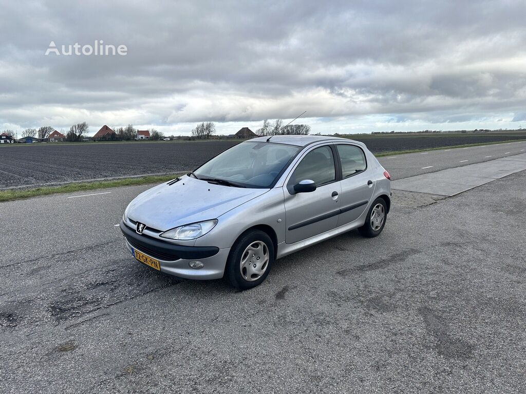 Peugeot 206 sedan