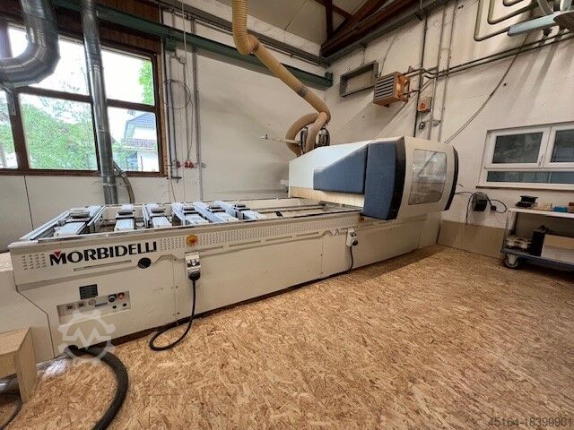 CNC Machining Center
Morbidelli Universal 3615 TV