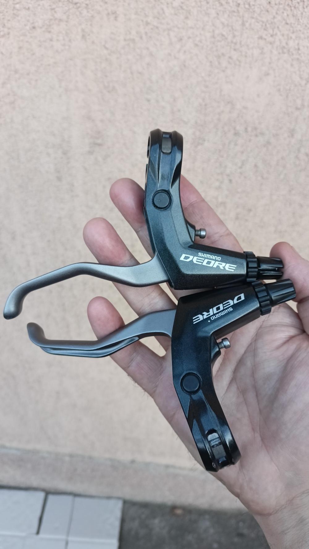 Ručice kočnica Shimano Deore m590 top stanje