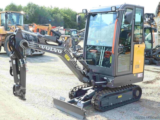 Mini bageri
Volvo EC18 E