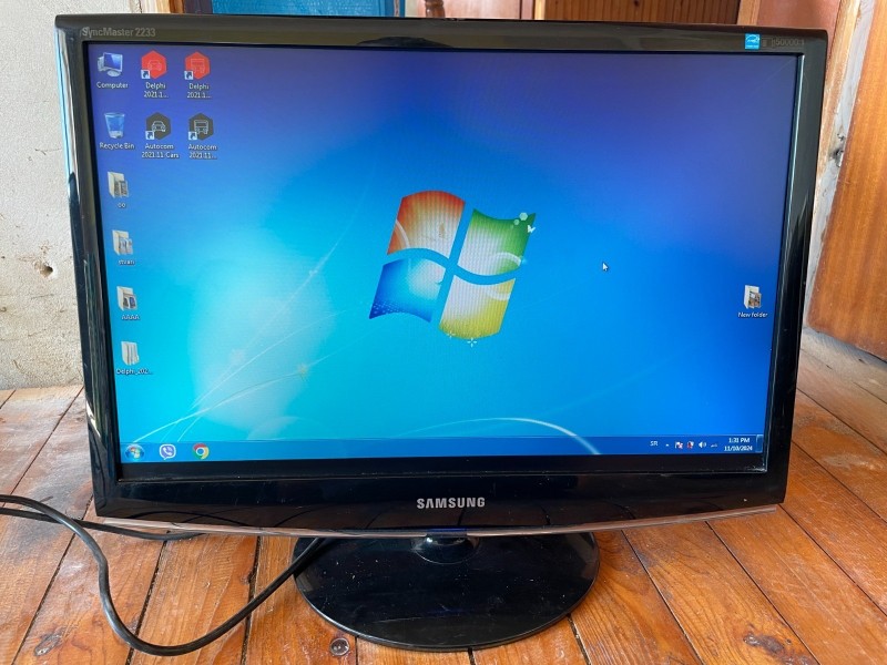 10 Samsung monitor