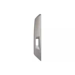 Mercedes-Benz FH4 RH CENTRAL MIRROR BRACKET COVER (SILVER) metlica brisača za Volvo 5 (from 2021) kamiona