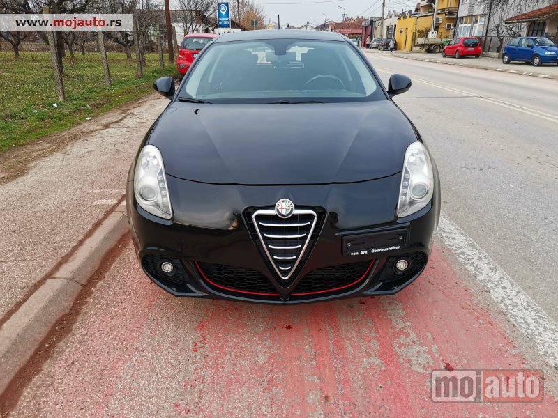 Alfa Romeo Giulietta 1.4 MA Turbo CH