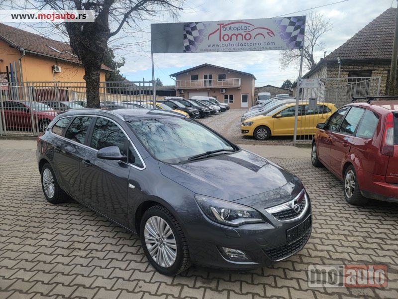 Opel Astra J Sports tourer