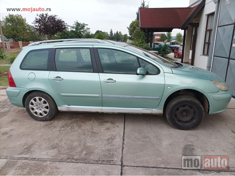 Peugeot 307 SW kompletan u delovima