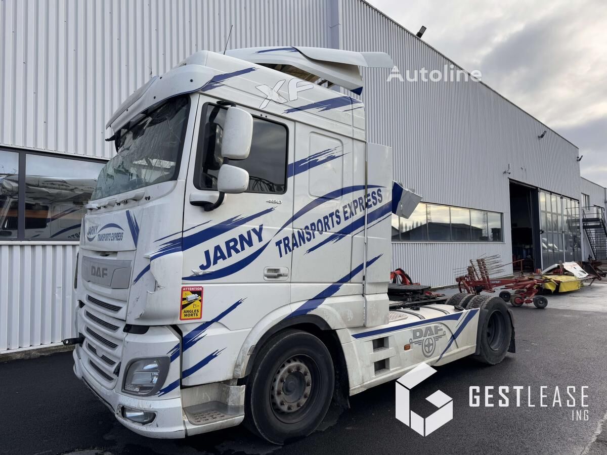 DAF XF 480 tegljač nakon udesa