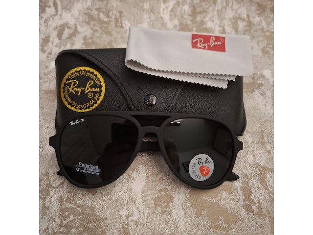 Ray Ban Crno Staklo i Crni Ram Model 4376 Polarizovane