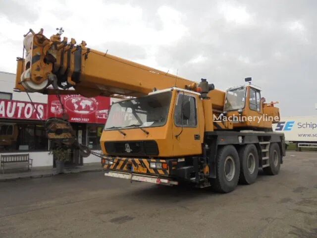 Grove GMK 3050 6X6X6 pokretna dizalica