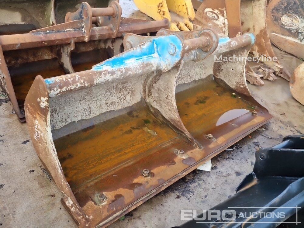 Prodaje se 72" Ditching Bucket 65mm Pin to suit 13 Ton Excavator kašiku za gradiranje na aukciji