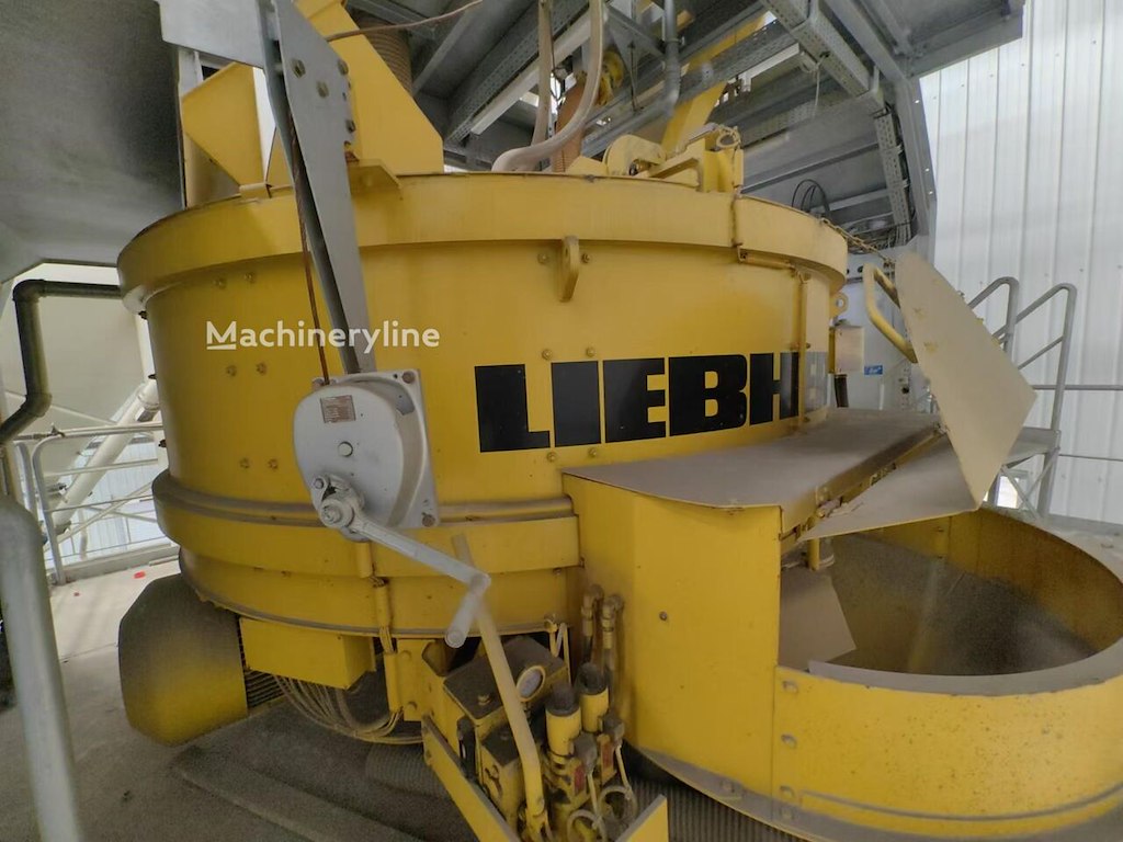 Liebherr BETOMIX 2.25 valjak za asfalt