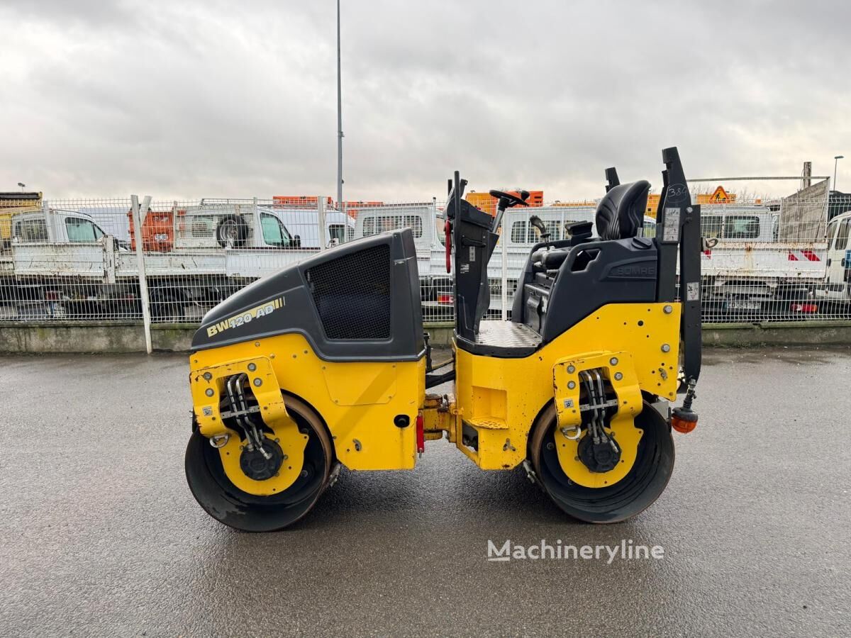 BOMAG BW120 mali valjak