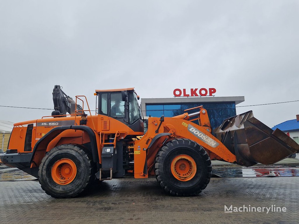 Doosan DL550-3 prednji utovarivač