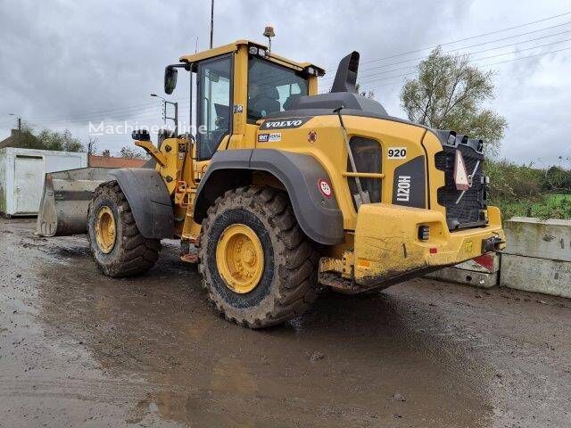 Volvo L 120 H prednji utovarivač