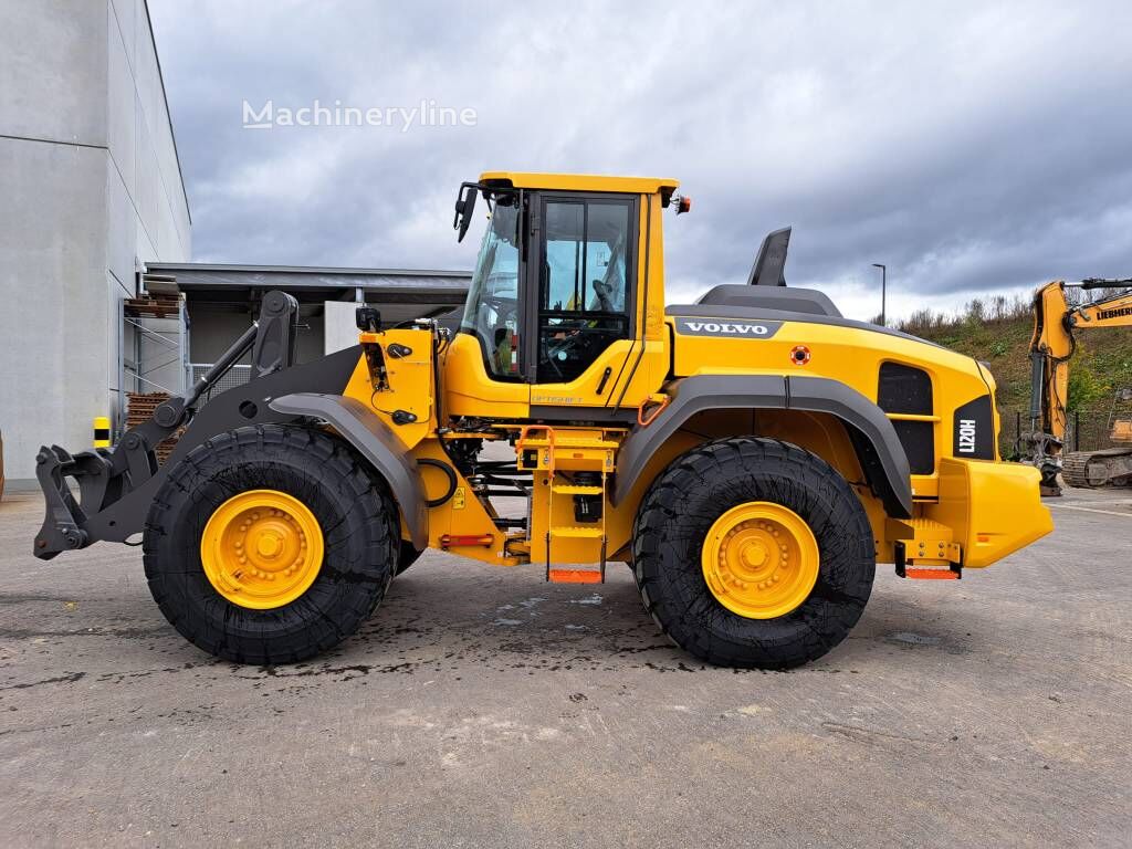 Volvo L 120 H prednji utovarivač