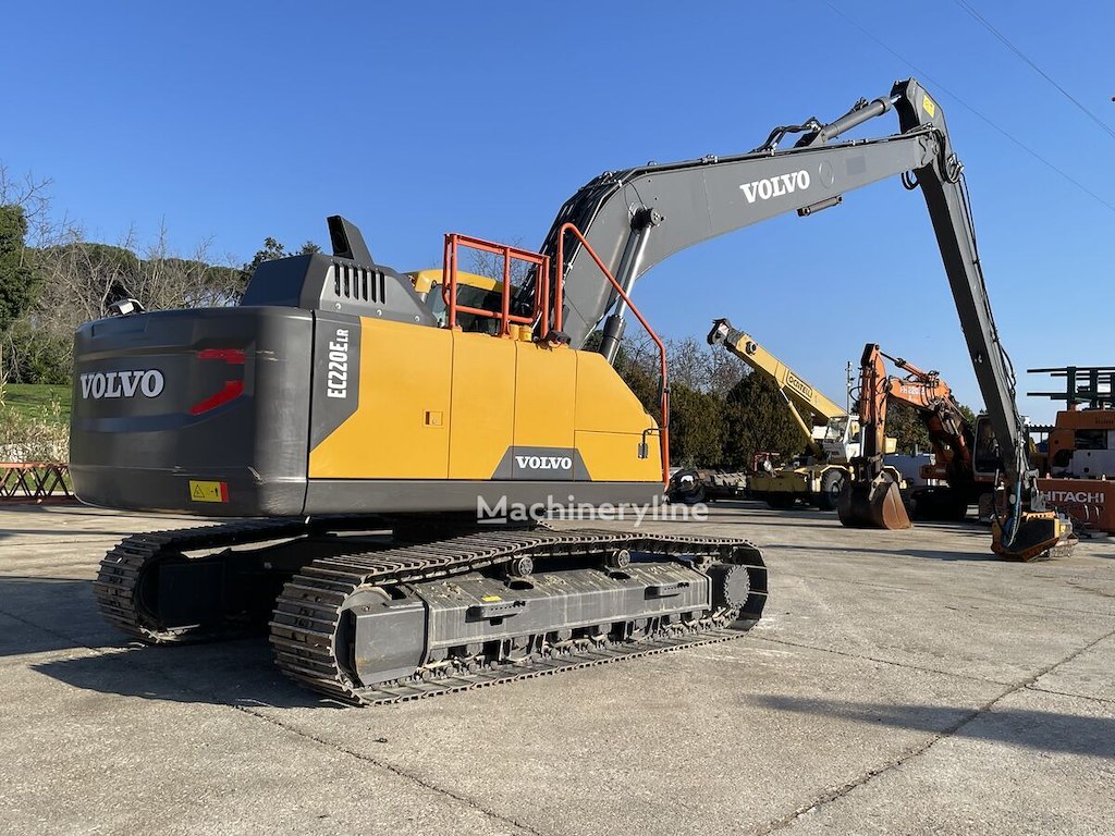 Volvo EC220ELR bager sa dugom strelom