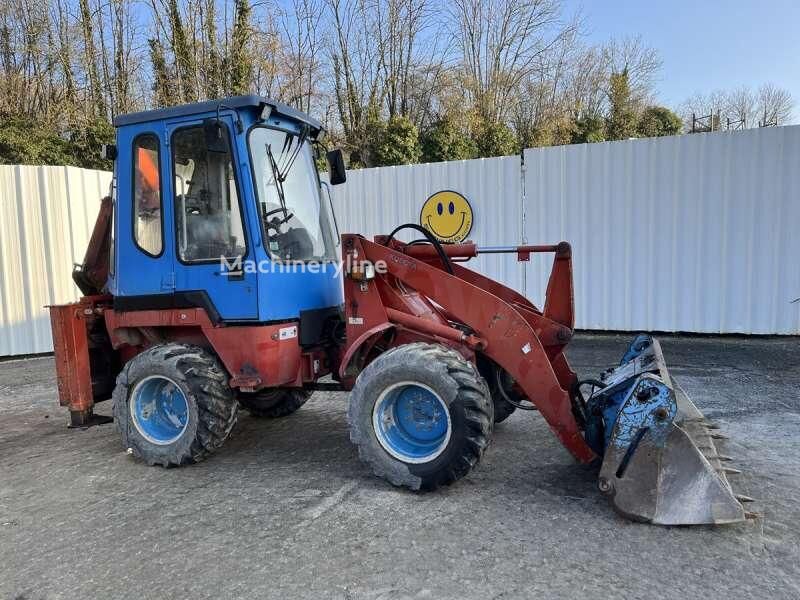 Kubota R520 bager-utovarivač