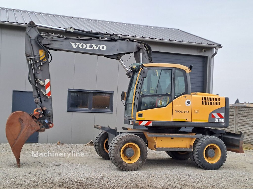 Volvo EW 140C Z NIEMIEC SUPER STAN bager točkaš