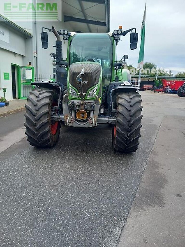 Fendt 724 vario s4 traktor točkaš