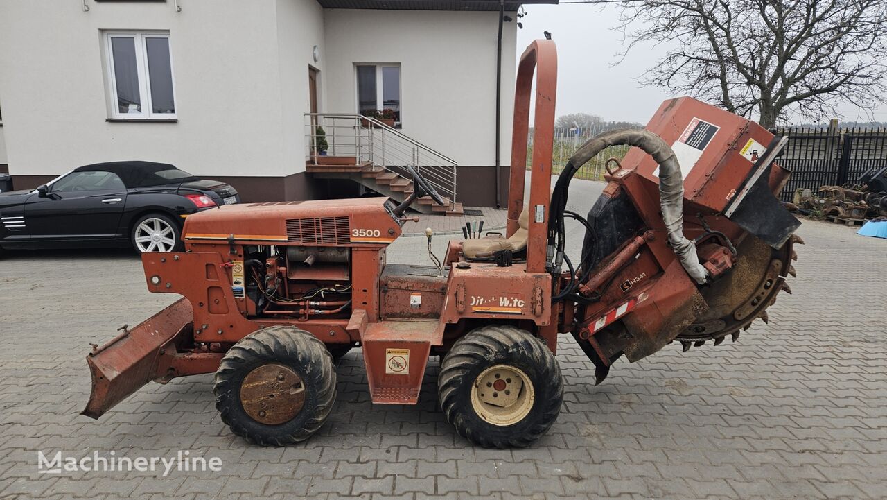 Ditch-Witch 3500 + A341 + H312 za dopłatą rovokopač