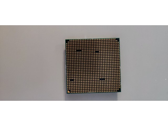 AMD Athlon II x4 620 sa kulerom