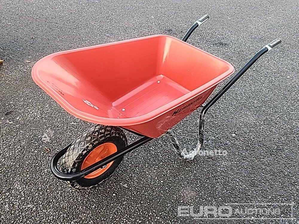 Prodaje se Plastic Tub Wheelbarrow kolica na aukciji