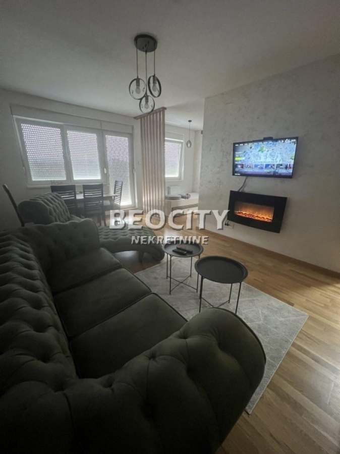 Novi Sad, Jugovićevo, Aleksandra Benjaka , 3. 0, 60m2, 800EUR