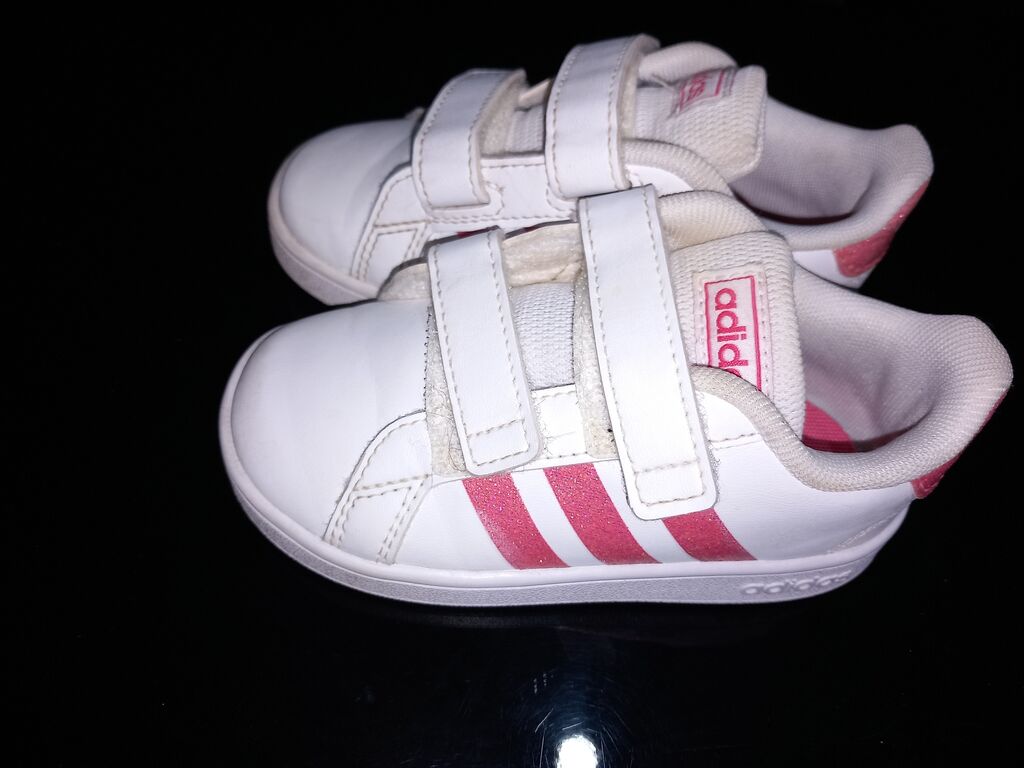 Adidas, Veličina - 25