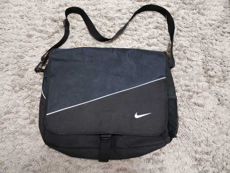 NIKE torba