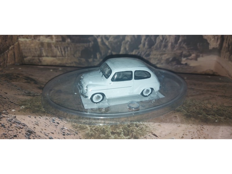 Solido Fiat 600D 1/43