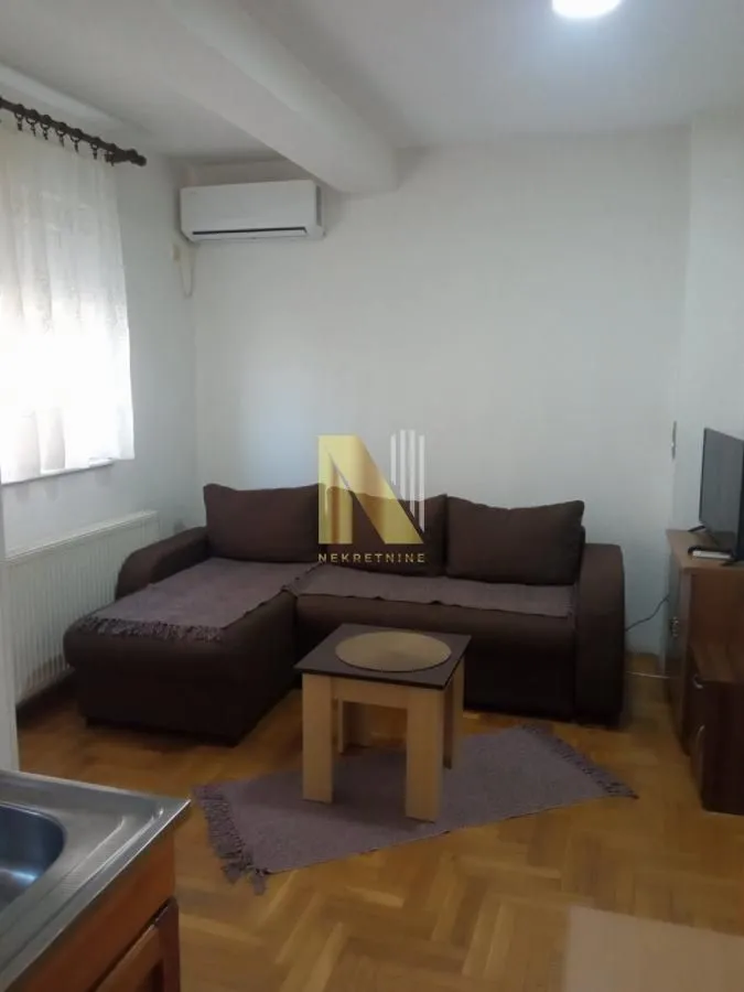 Izdavanje, garsonjera, 20m2, Podbara, Novi Sad, Novi Sad