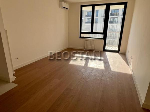 Bulevar Vudroa Vilsona, Trosoban stan za izdavanje, 72m2, 1.350€