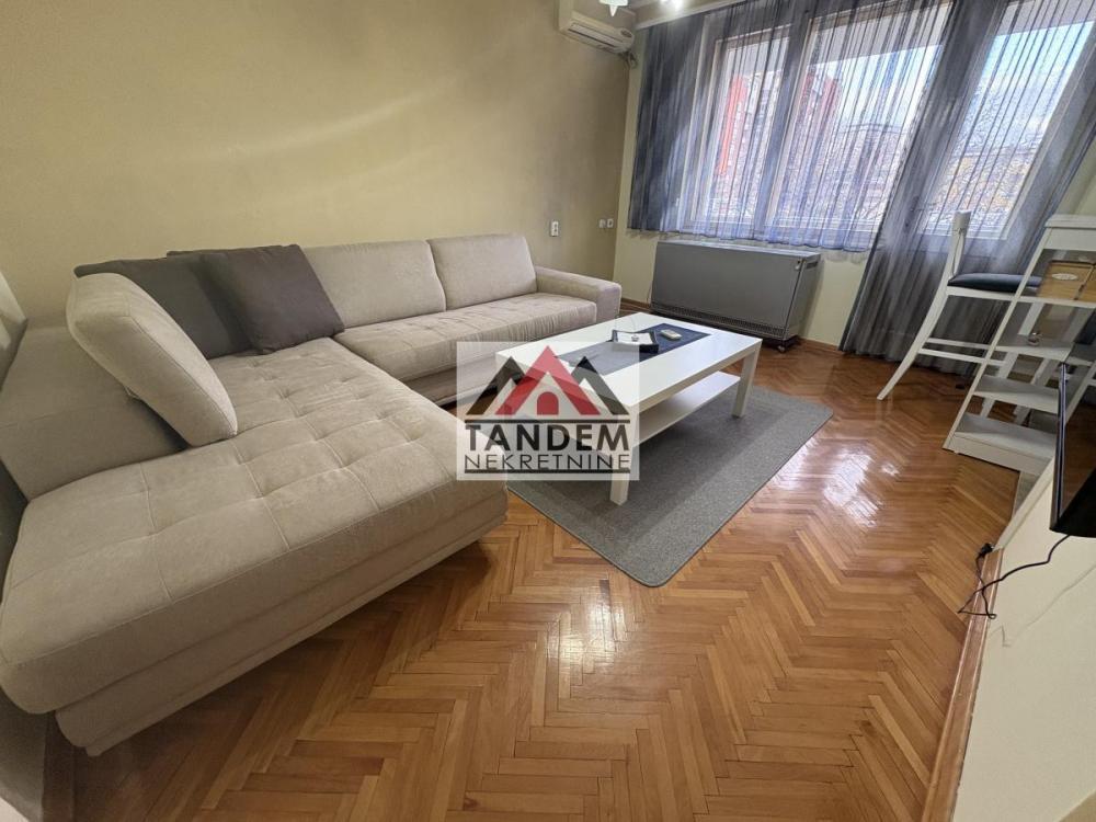 Nikole Pašića, Dvoiposoban stan za izdavanje, 60m2, 400€