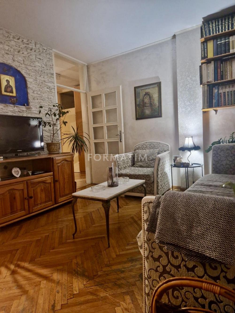 Novi Beograd, 4.0, namešten ID#2438 1.000 €