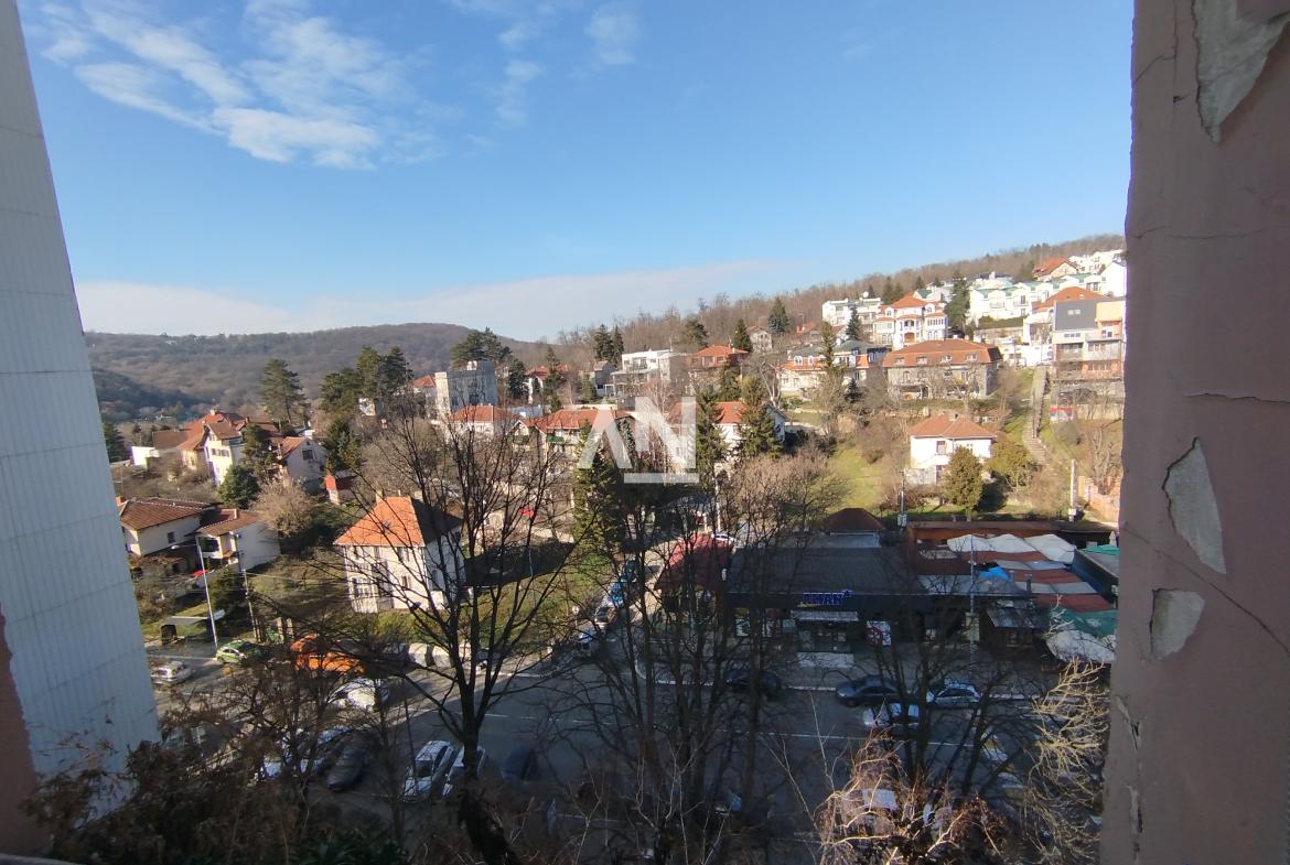 Rakovica, Stari Košutnjak, Pere Velimirovića, 3.0-soban, komforan ID#13290 178.000 €