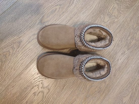 Cizme Ugg 38