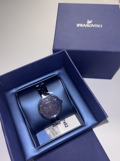 Swarovski Cosmopolitan sat