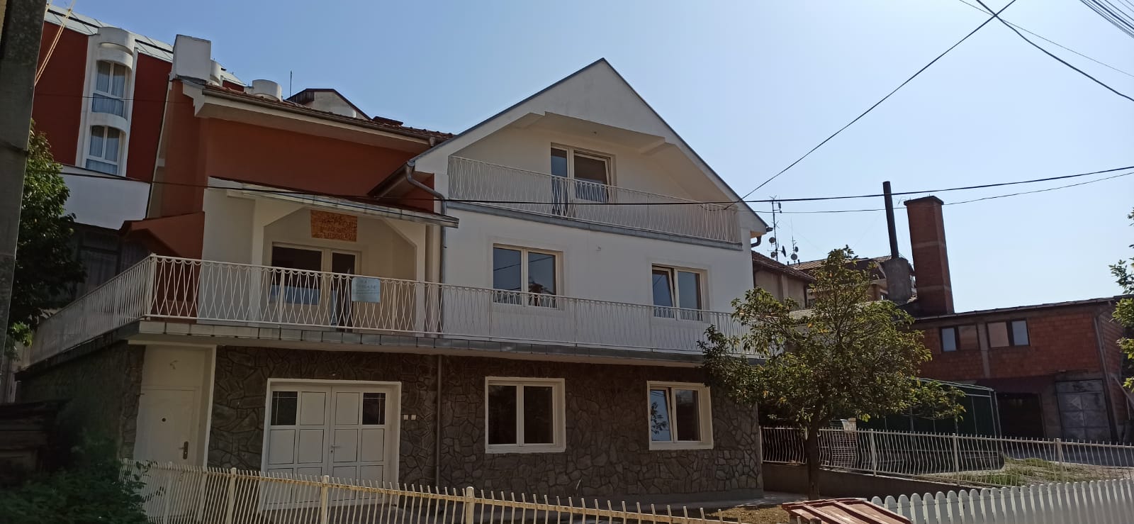 Stambeno poslovni objekat 382 m2