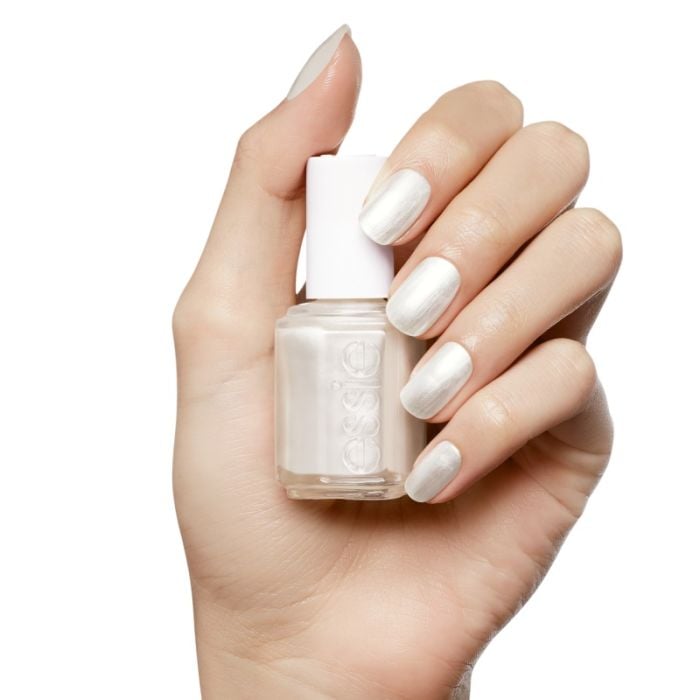 Essie lak za nokte 4 Pearly White