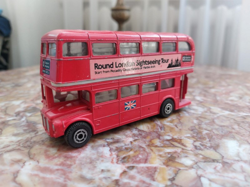Autobus Dabldeker London bus 12