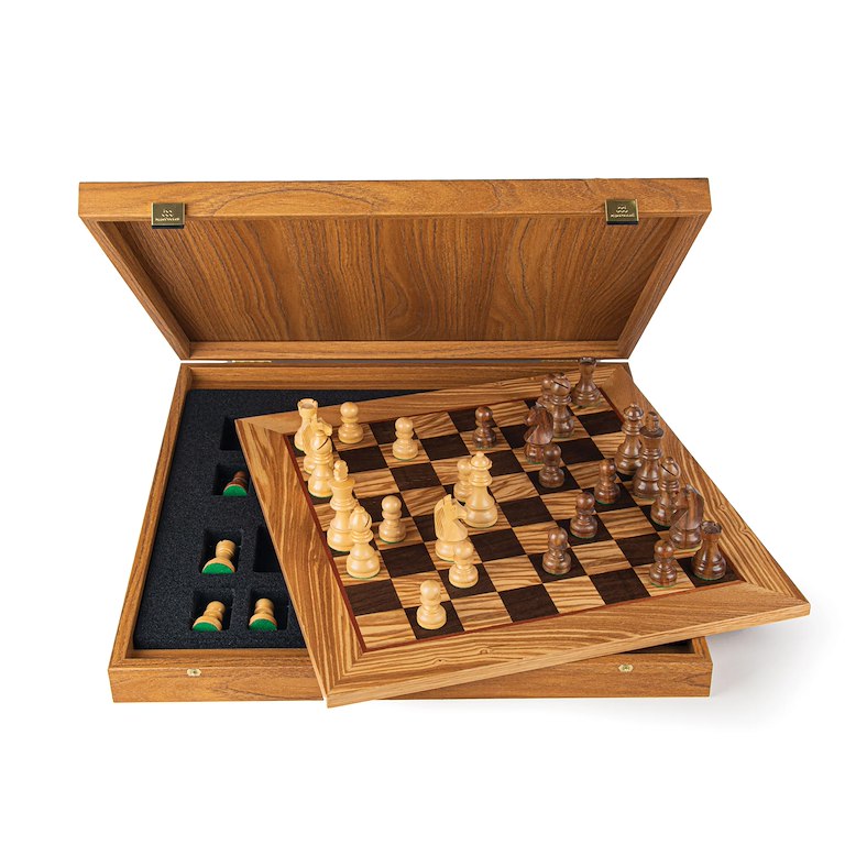 Igra // Šah – Hancrafted with Staunton Chessmen // „Olive Burl“