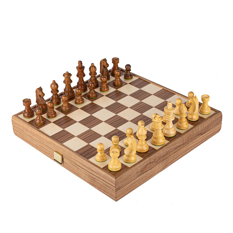 Igra // Šah – Handcrafted with Staunton chessmen// „Walnut“