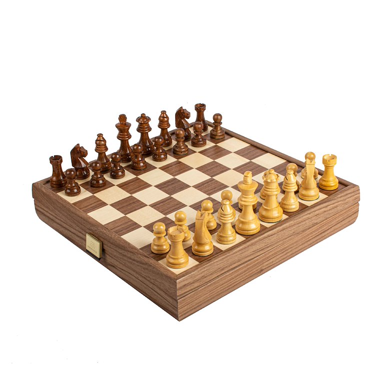 Igra // Šah – Handcrafted with Staunton Chessmen// „Walnut“