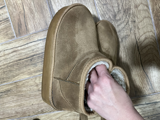 Ugg cizme, new yorker 37