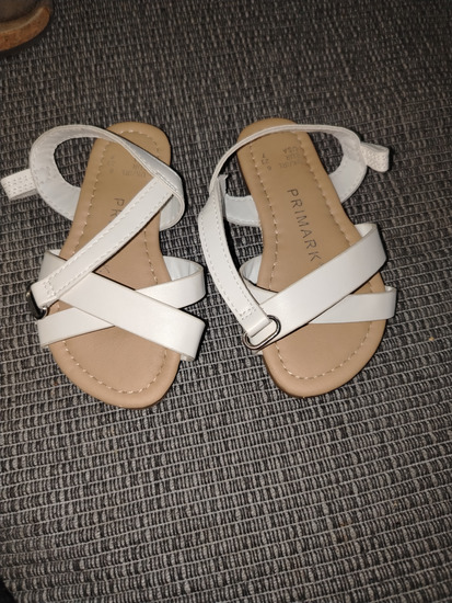 Primark sandale 23