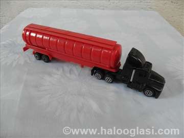 Kamion Kenworth sa prikolicom, 1:100,Kina