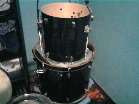 Bubnjevi Mapex M Birch