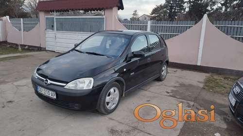 Opel Corsa C 1.2 sa klimom