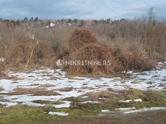 Građevinski plac,Velika Remeta