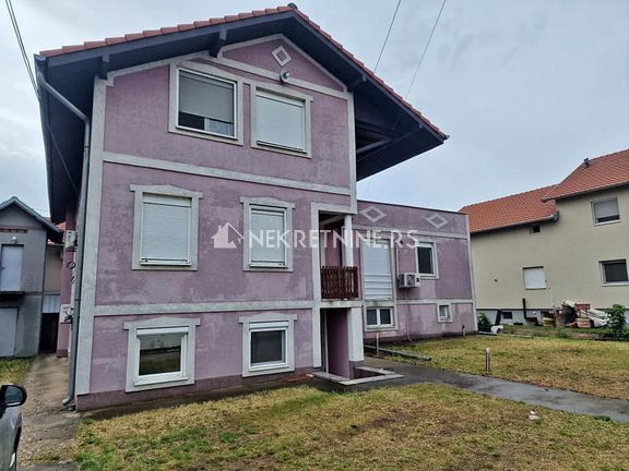 IZDAJEM STAN OD 90 m2 LUX