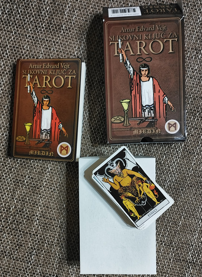 Tarot komplet pakovanje (špil+knjiga